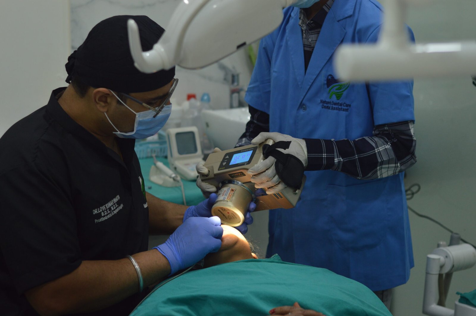 Meet Our Dentists | Dr. Love Bhatia | Dr. Sugandha Agarwal